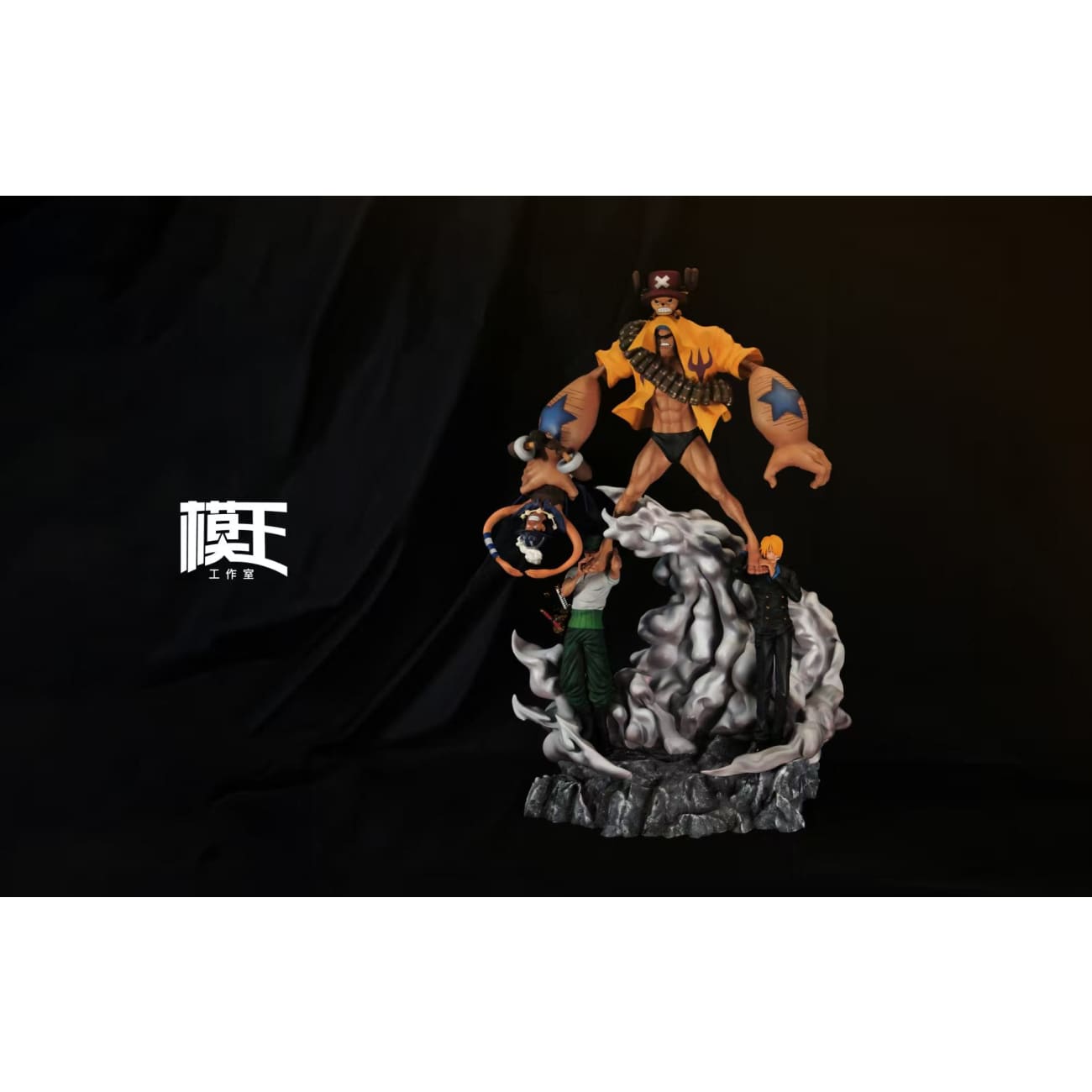 Mo Wang Studio - Super Pirate Six God Chopper & Zoro & – Avolounge